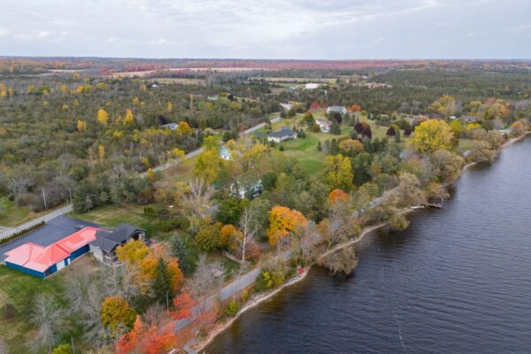 Don't judge this modest Prince Edward County cottage by its exterior ...